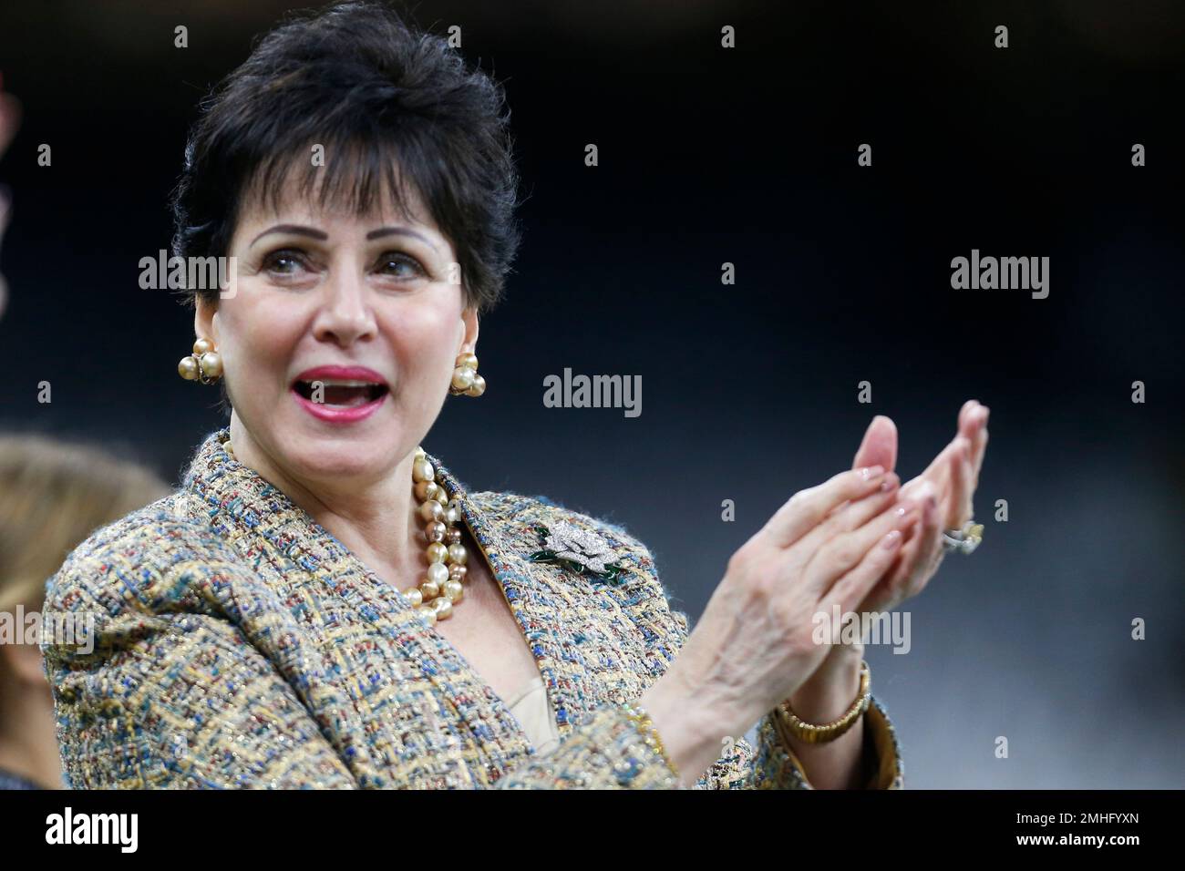 New Orleans Saints owner Gayle Benson, watches the team warm up, before ...