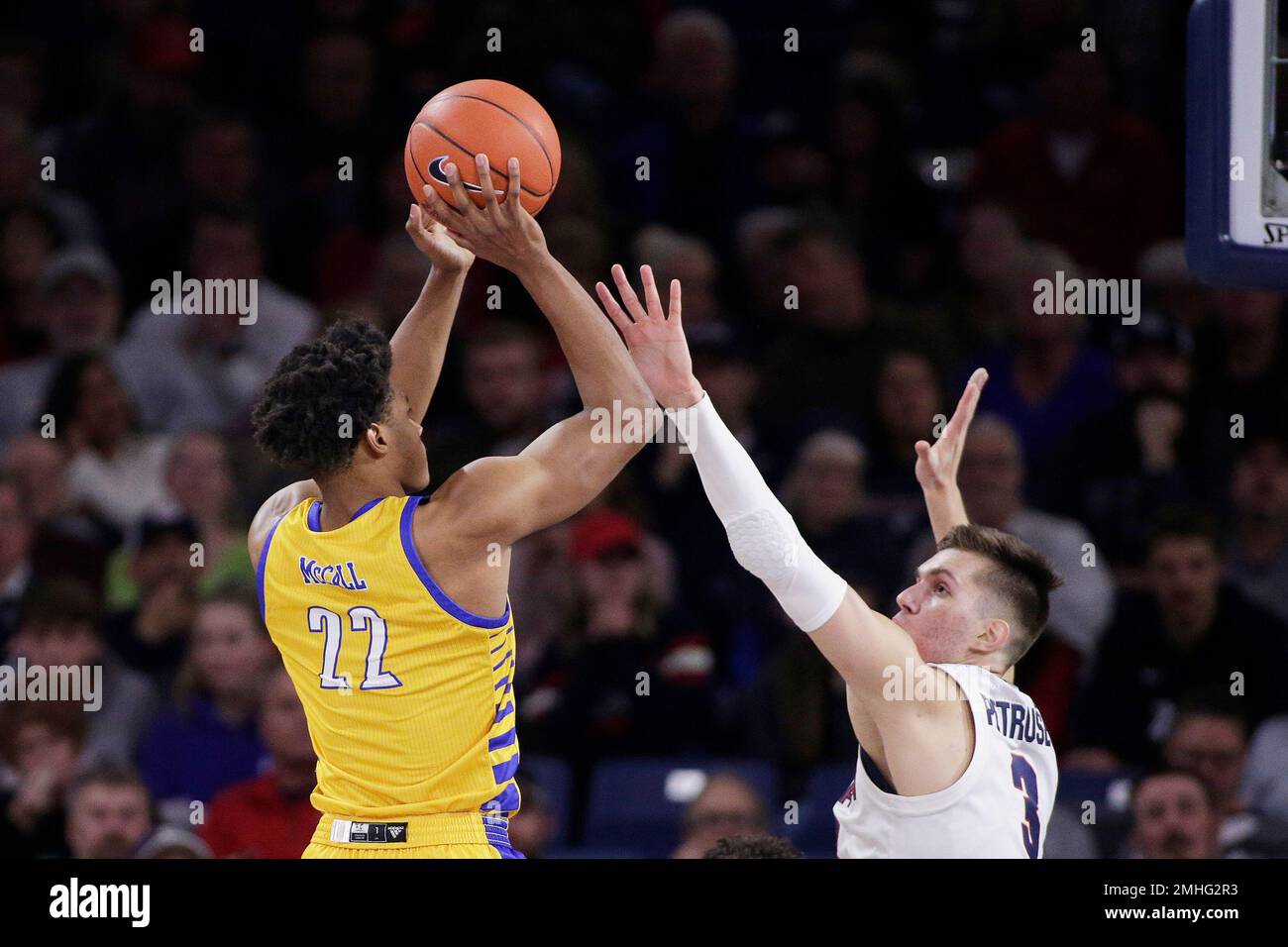 Cal State Bakersfield guard Justin McCall (22) shoots over Gonzaga ...