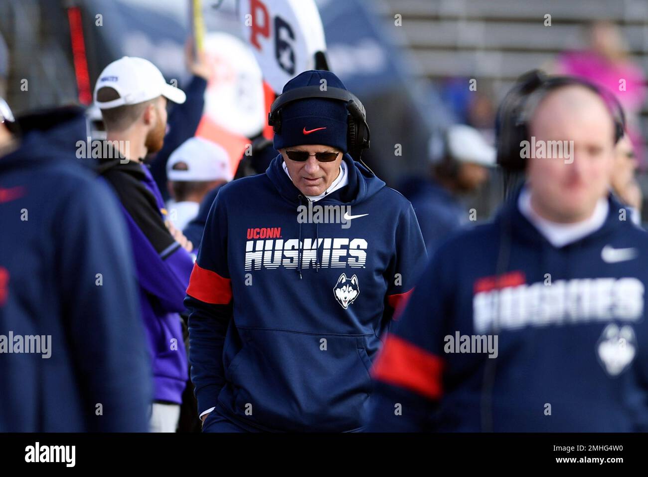 Connecticut head coach Randy Edsall walks the sidelines during the ...