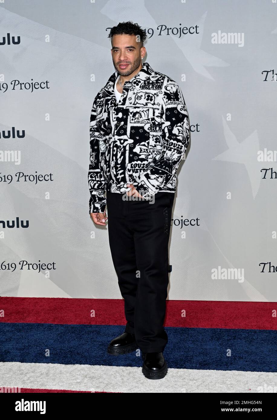 Los Angeles, USA. 26th Jan, 2023. Jason Lee at the premiere for "The ...