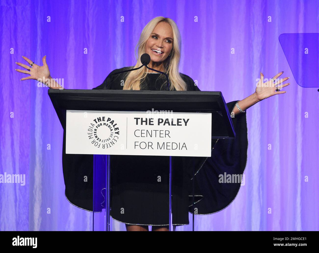 Actress Kristin Chenoweth addresses the audience at "The Paley Honors ...
