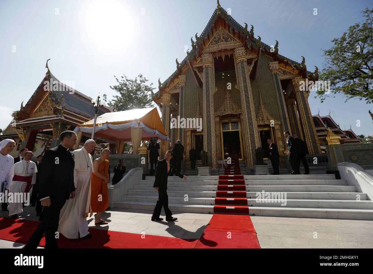 Pope Francis, fourth left, arrives at the Supreme Buddhist Patriarch at ...