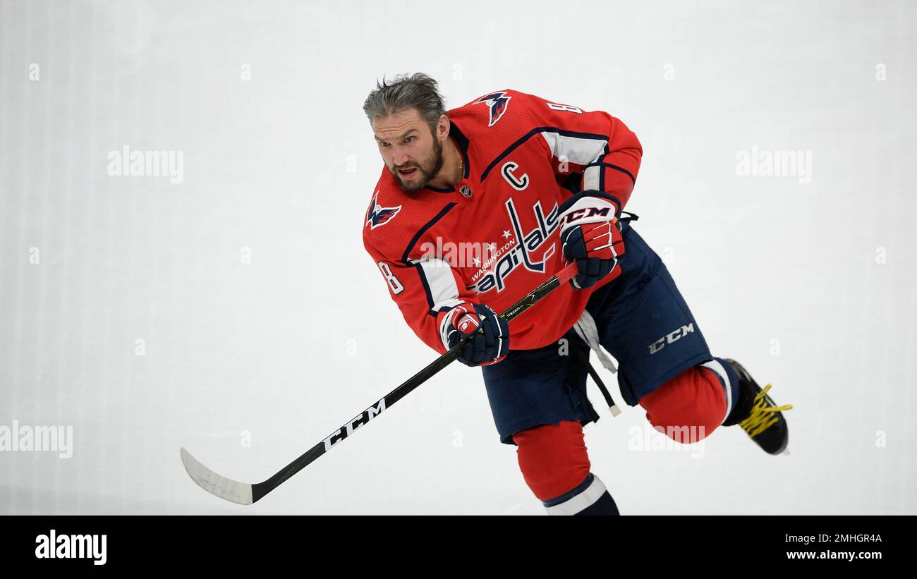 Washington Capitals left wing Alex Ovechkin (8), of Russia, warms up ...