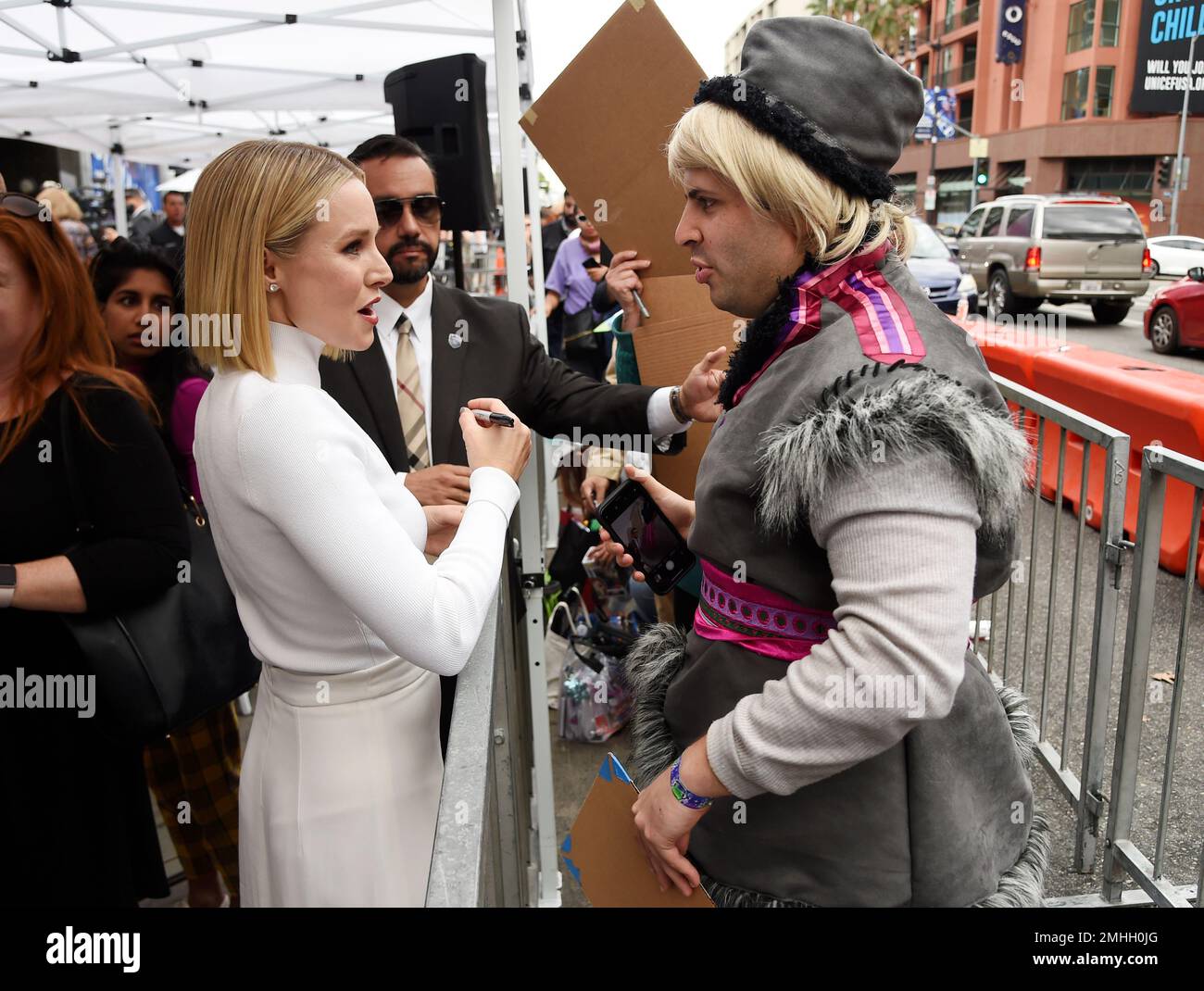 Actress Kristen Bell, left, a cast member in the "Frozen" animated ...