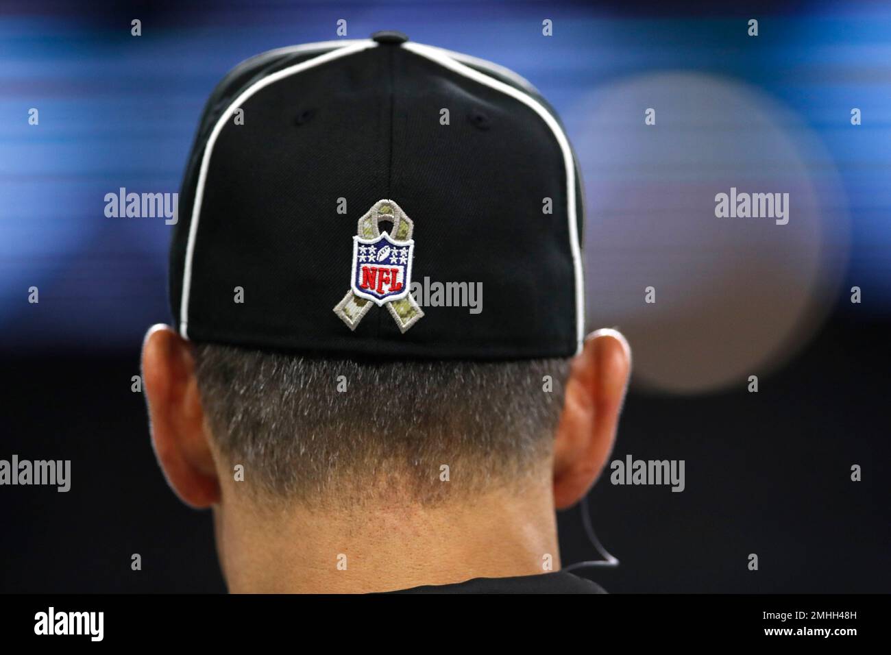 NFL referee line judge Tim Podraza (47) wears the "Salute to Service ...