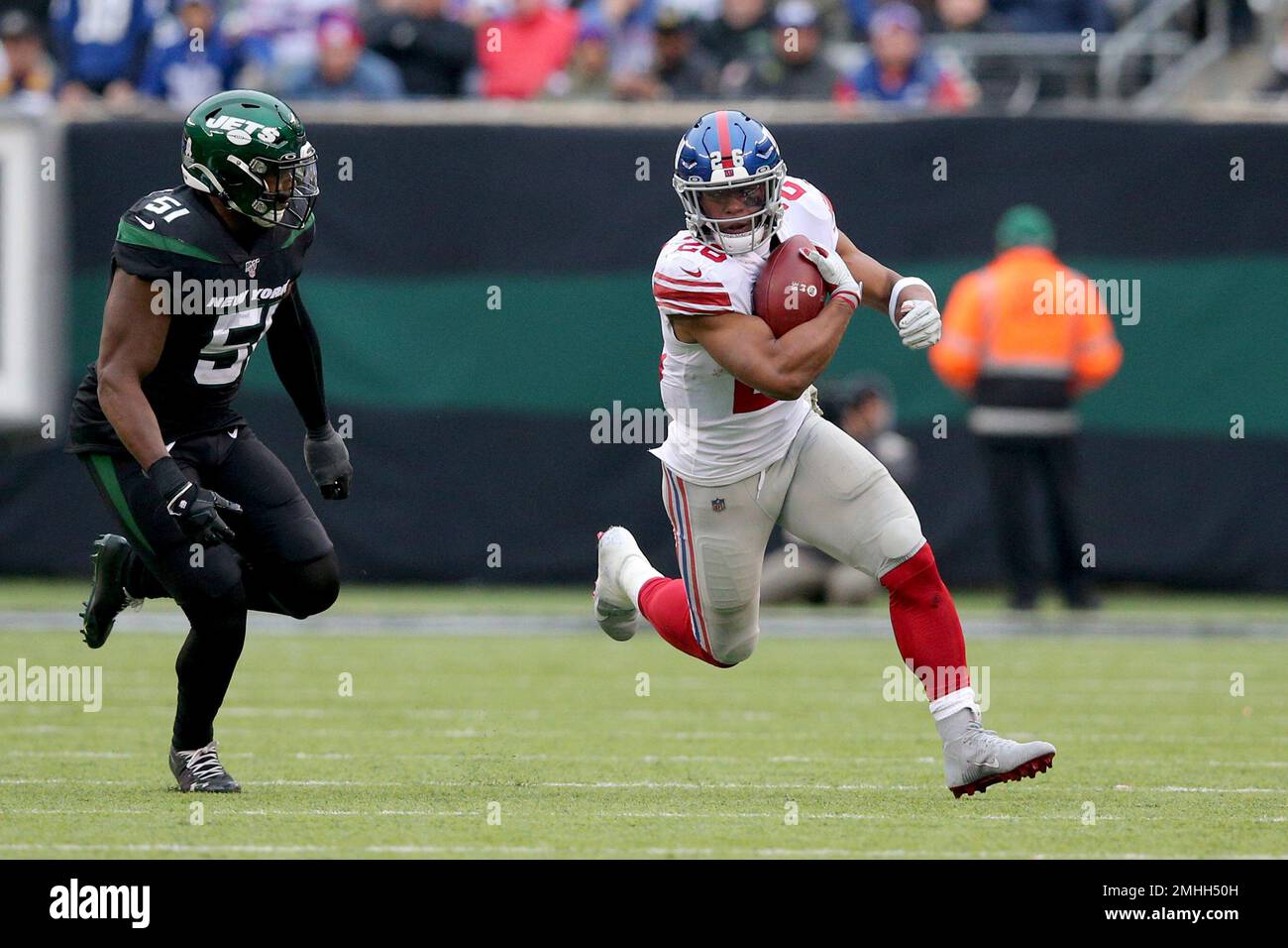 New York Giants running back Saquon Barkley (26) in action against New ...