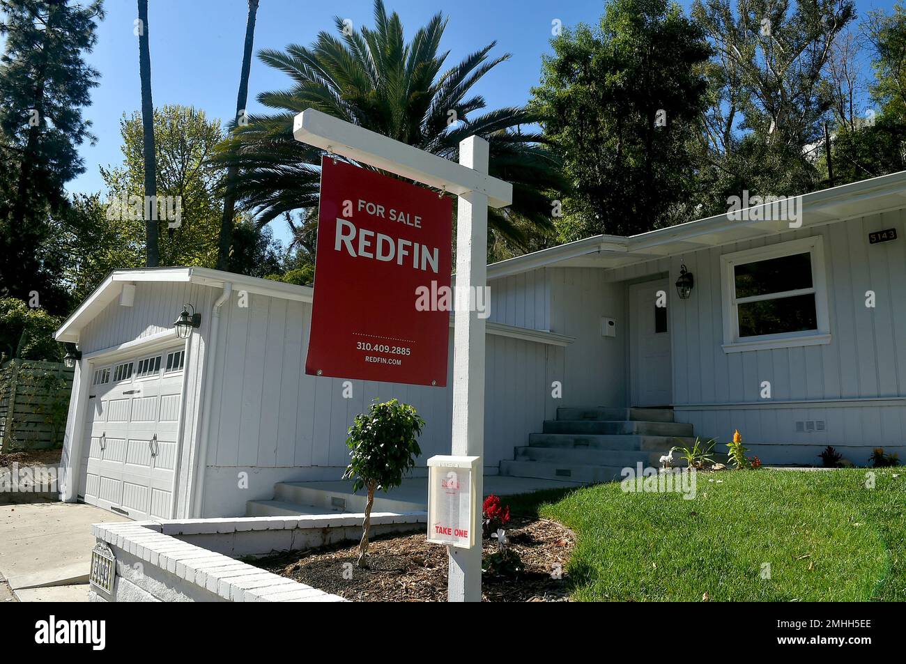 IMAGE DISTRIBUTED FOR FEDFIN - In this photo distributed on Monday, Nov ...