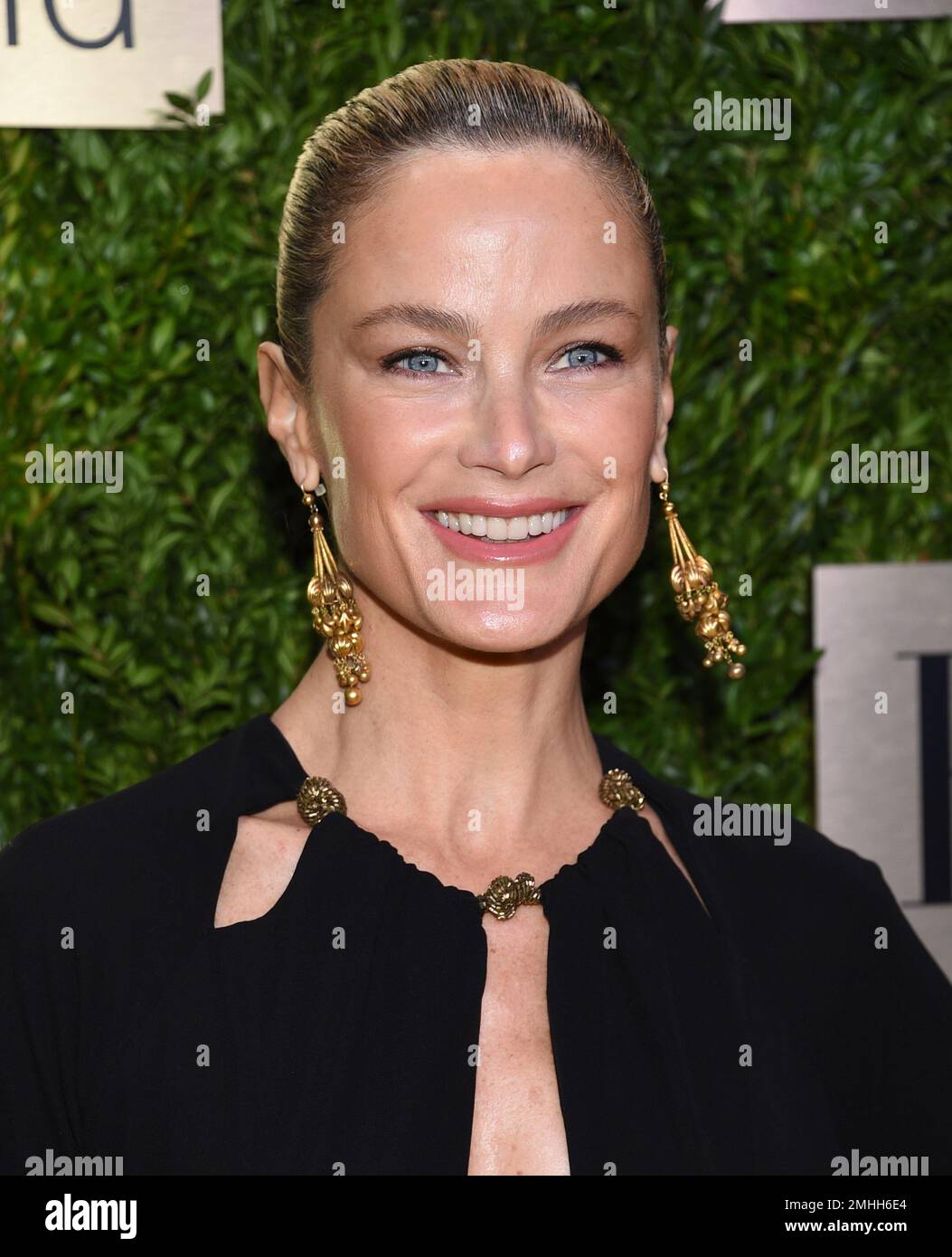 Model Carolyn Murphy arrives at The Lincoln Center Corporate Fund Fashion Gala honoring Leonard ...