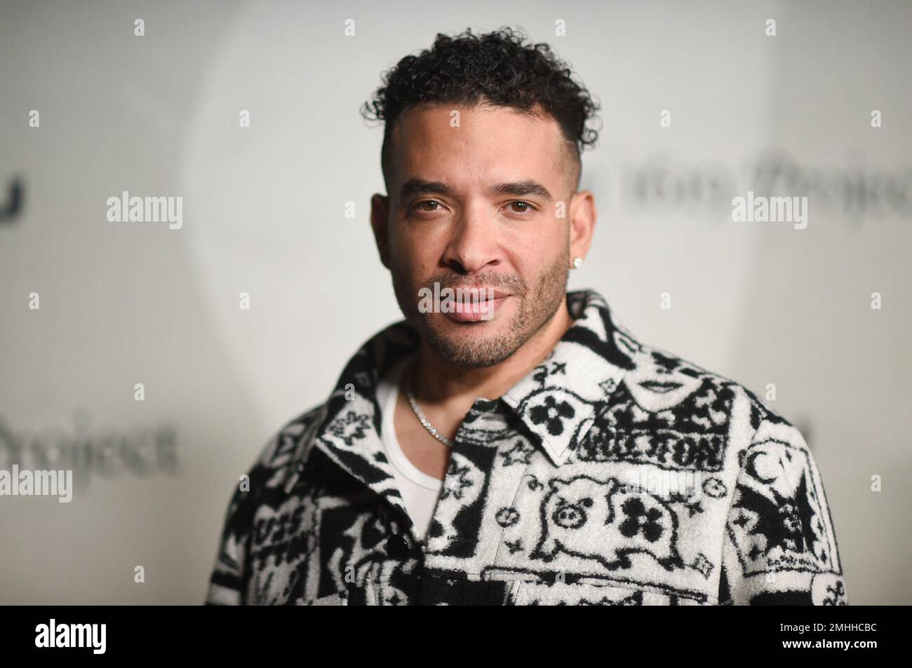 Jason Lee arrives at the premiere of "The 1619 Project" on Thursday ...