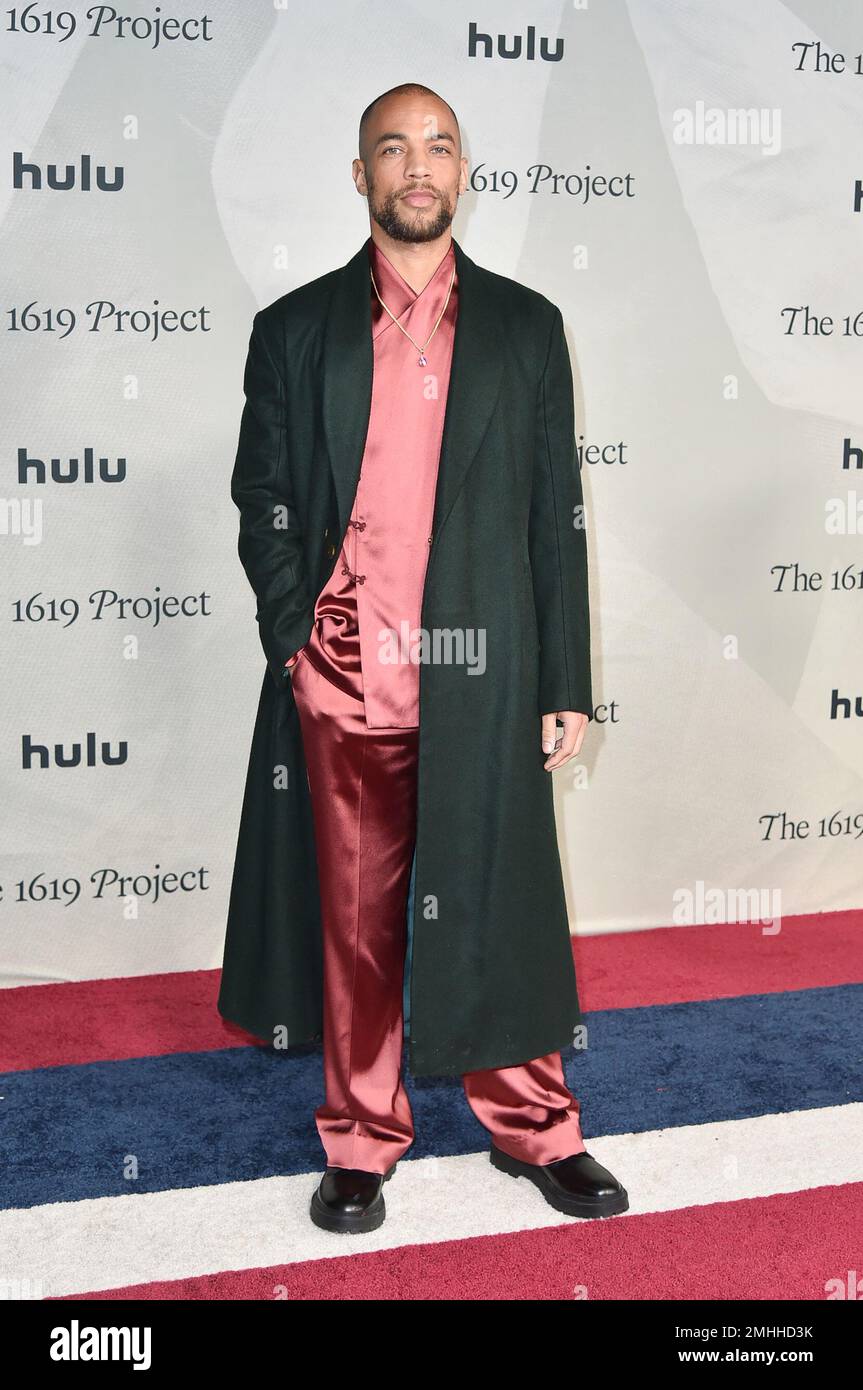 Kendrick Sampson arrives at the premiere of "The 1619 Project" on ...