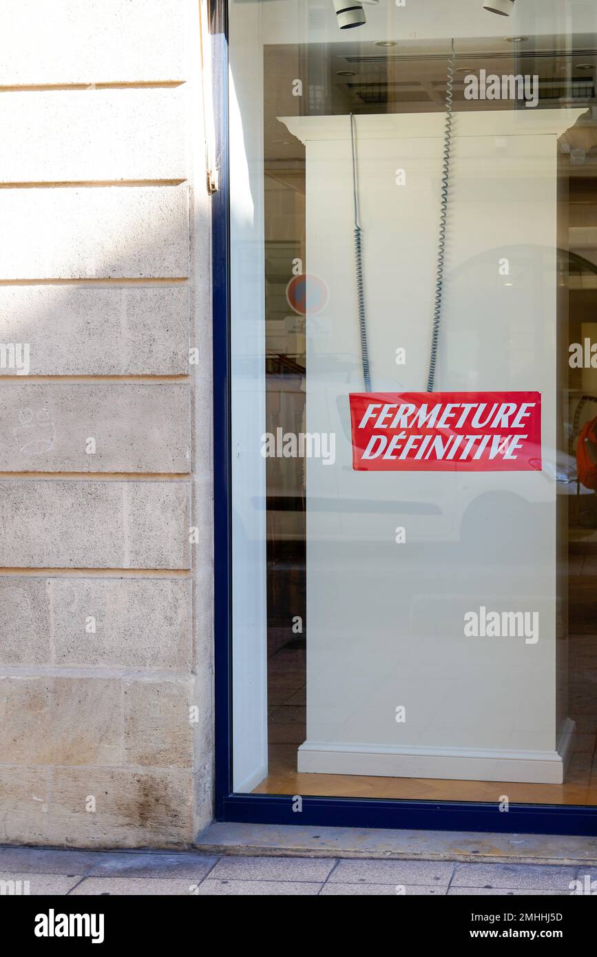 shop panel fermeture definitive french text means panel sign written ...