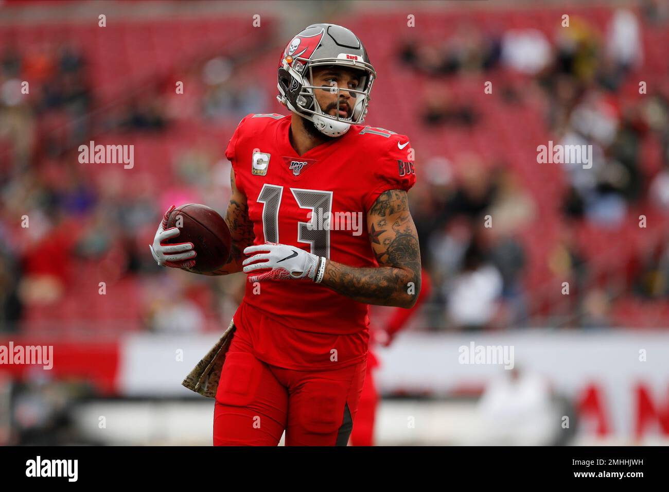 Tampa Bay Buccaneers wide receiver Mike Evans (13) before an NFL ...