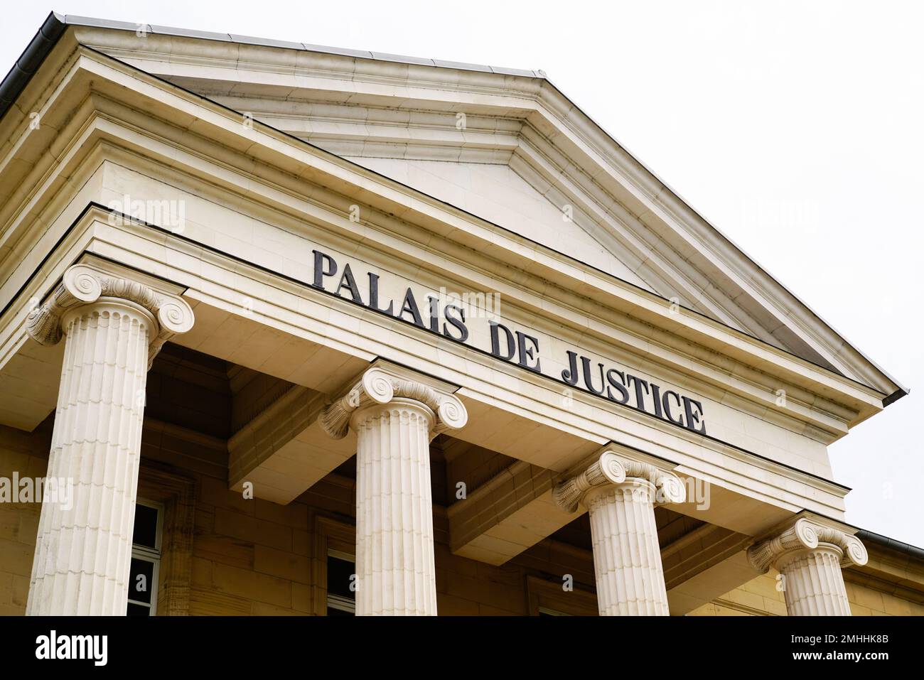 Federal edifice pillar hi-res stock photography and images - Alamy