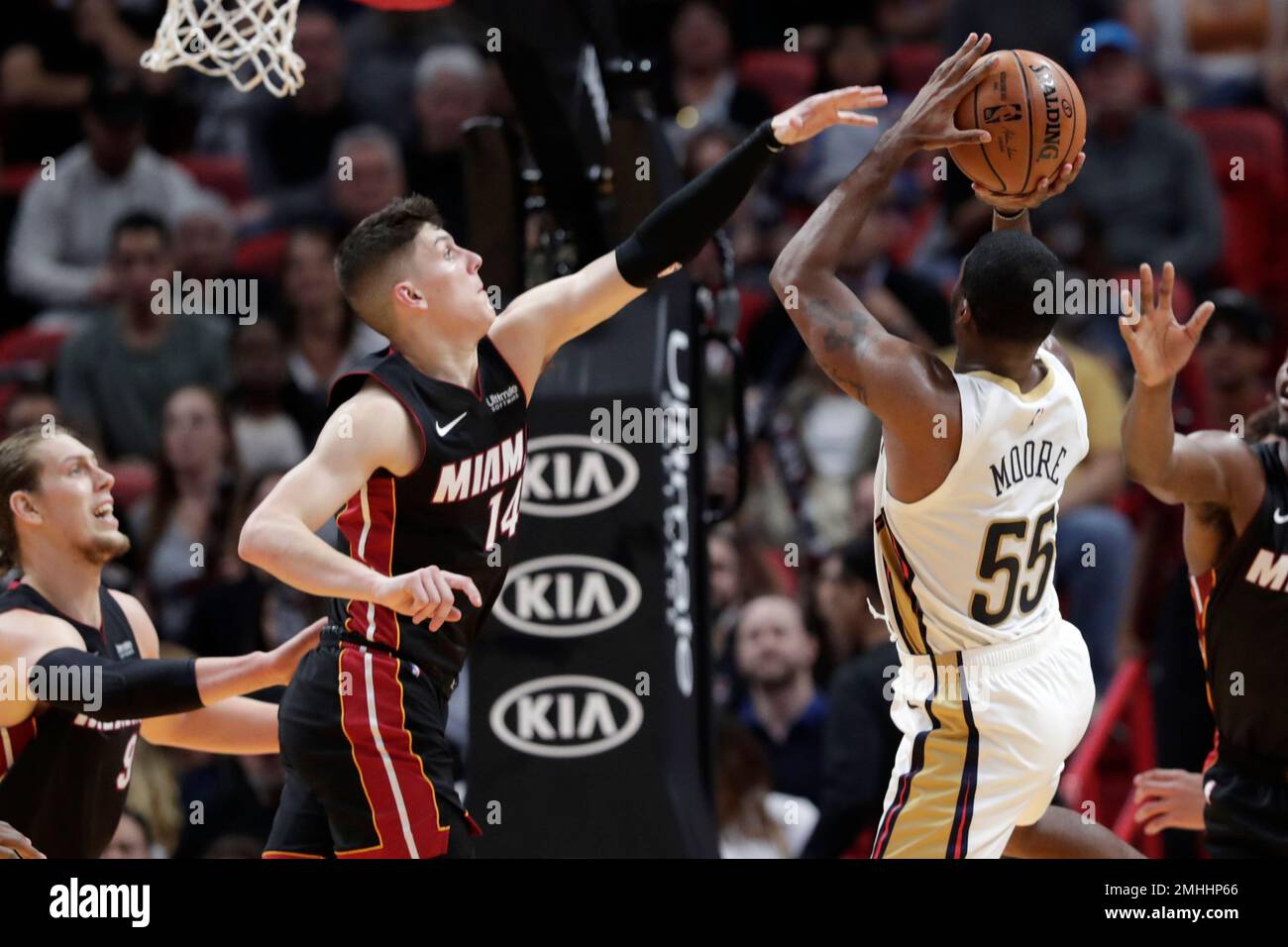 New Orleans Pelicans guard E'Twaun Moore (55) shoots over Miami Heat ...