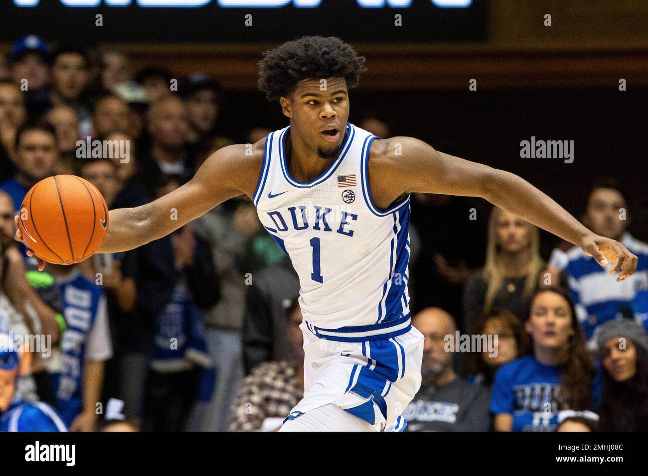 Duke's Vernon Carey Jr. (1) grabs a loose ball during an NCAA college ...