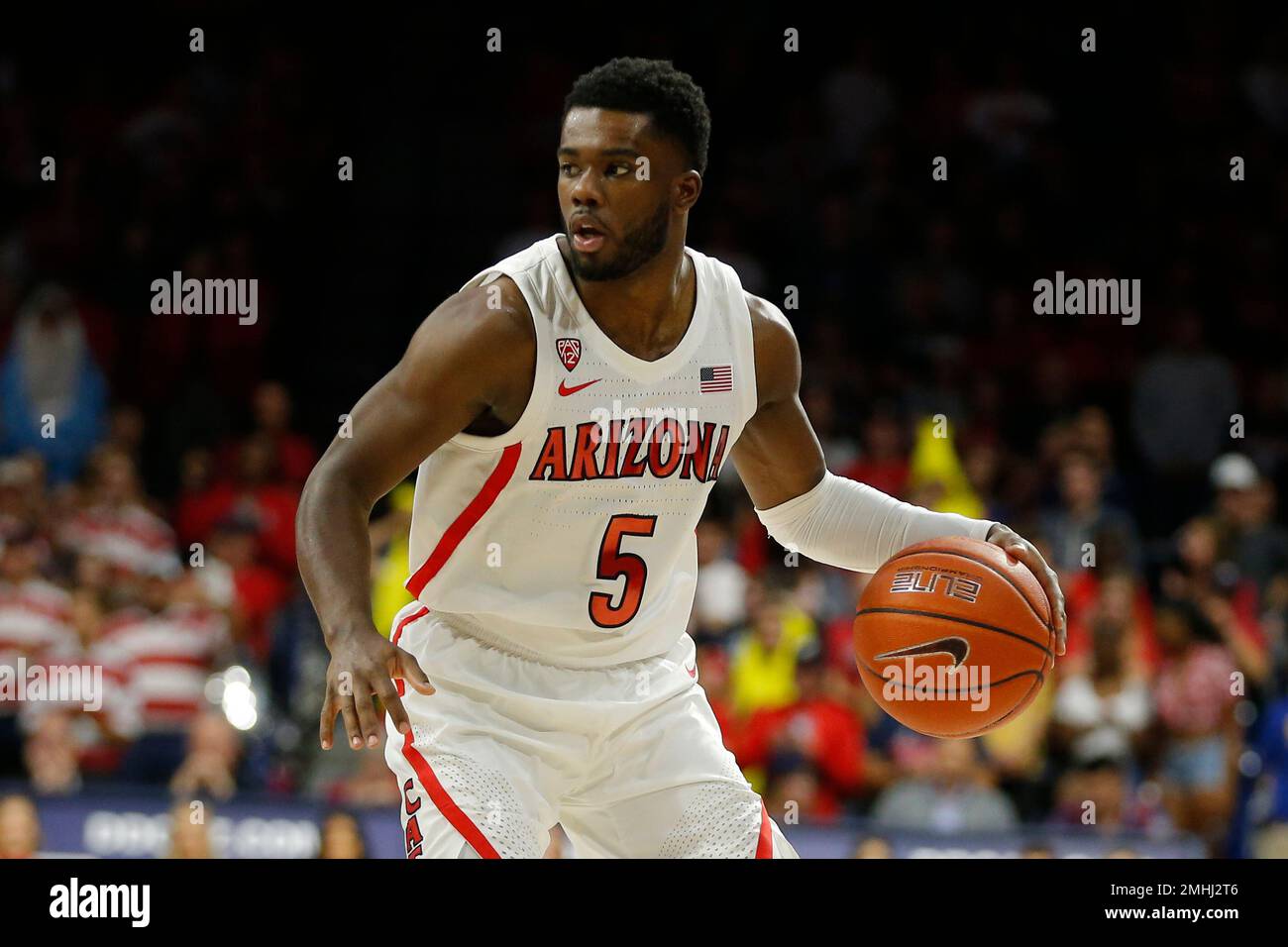 Arizona guard Max Hazzard (5) in the first half during an NCAA college ...