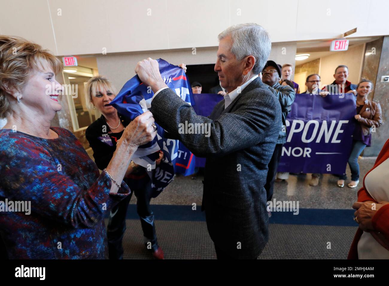 Louisiana Republican gubernatorial candidate Eddie Rispone signs a ...