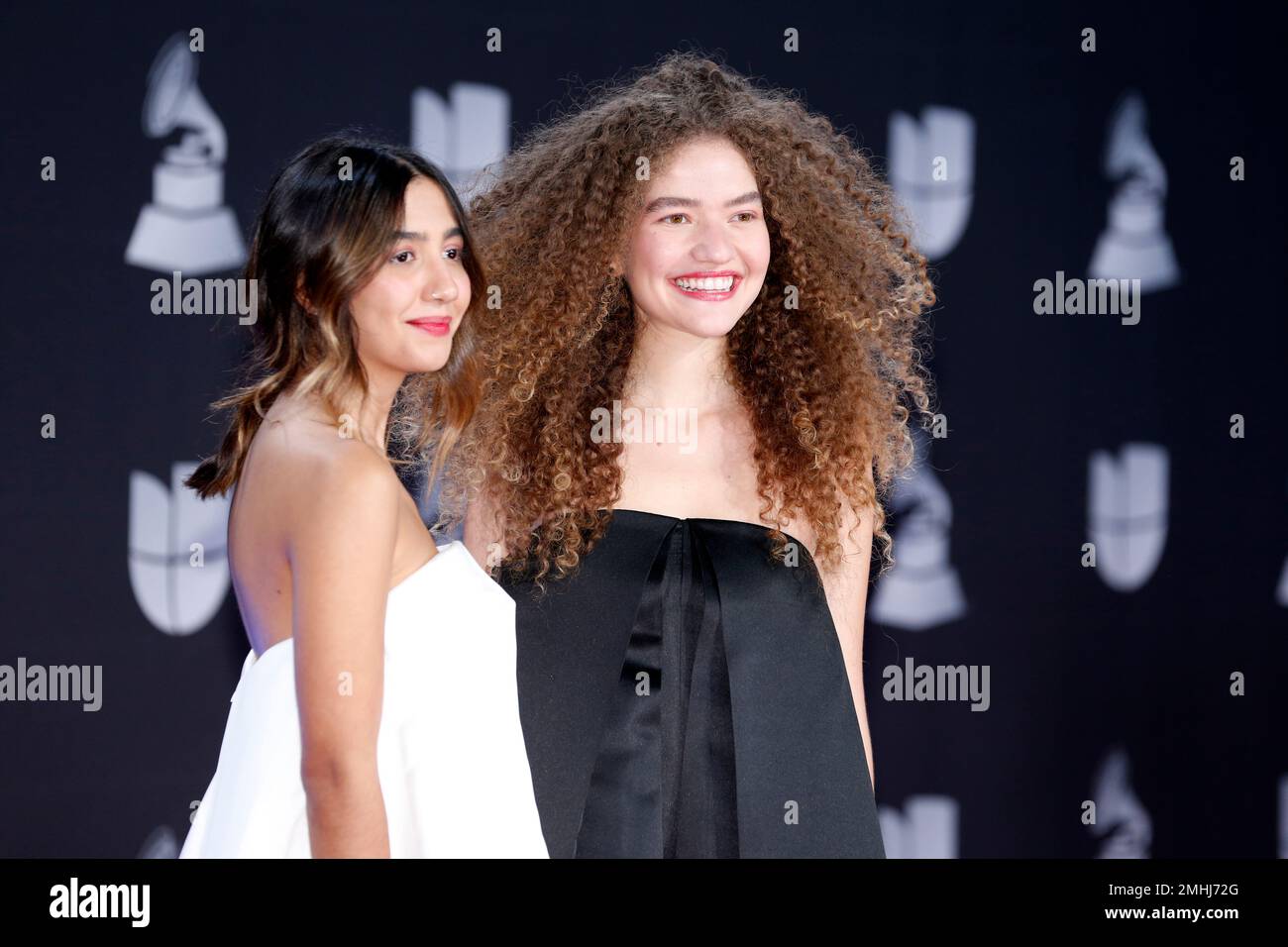 Ana Caetano, left, and Vitoria Falcao, of the musical group Anavitoria ...