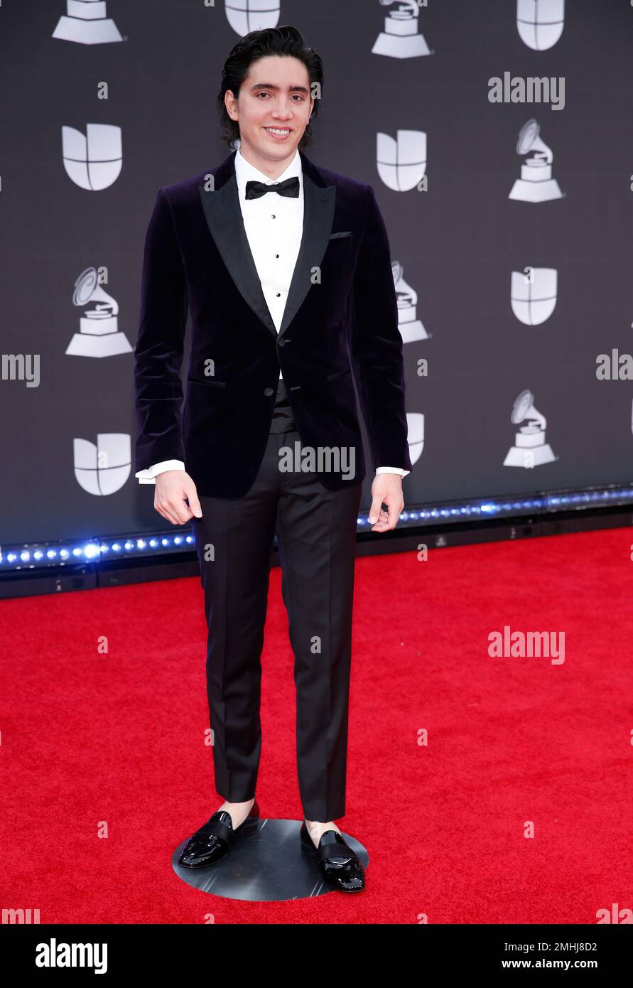 Alex Fernandez arrives at the 20th Latin Grammy Awards on Thursday, Nov ...