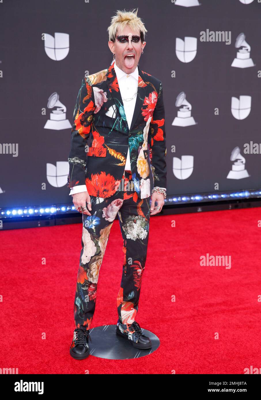 Enrique Campos arrives at the 20th Latin Grammy Awards on Thursday, Nov ...