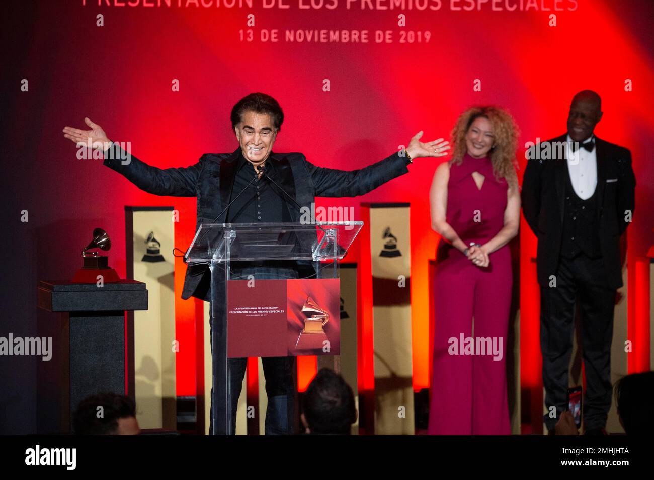 José Luis Rodríguez "El Puma", receives an award during the Latin ...