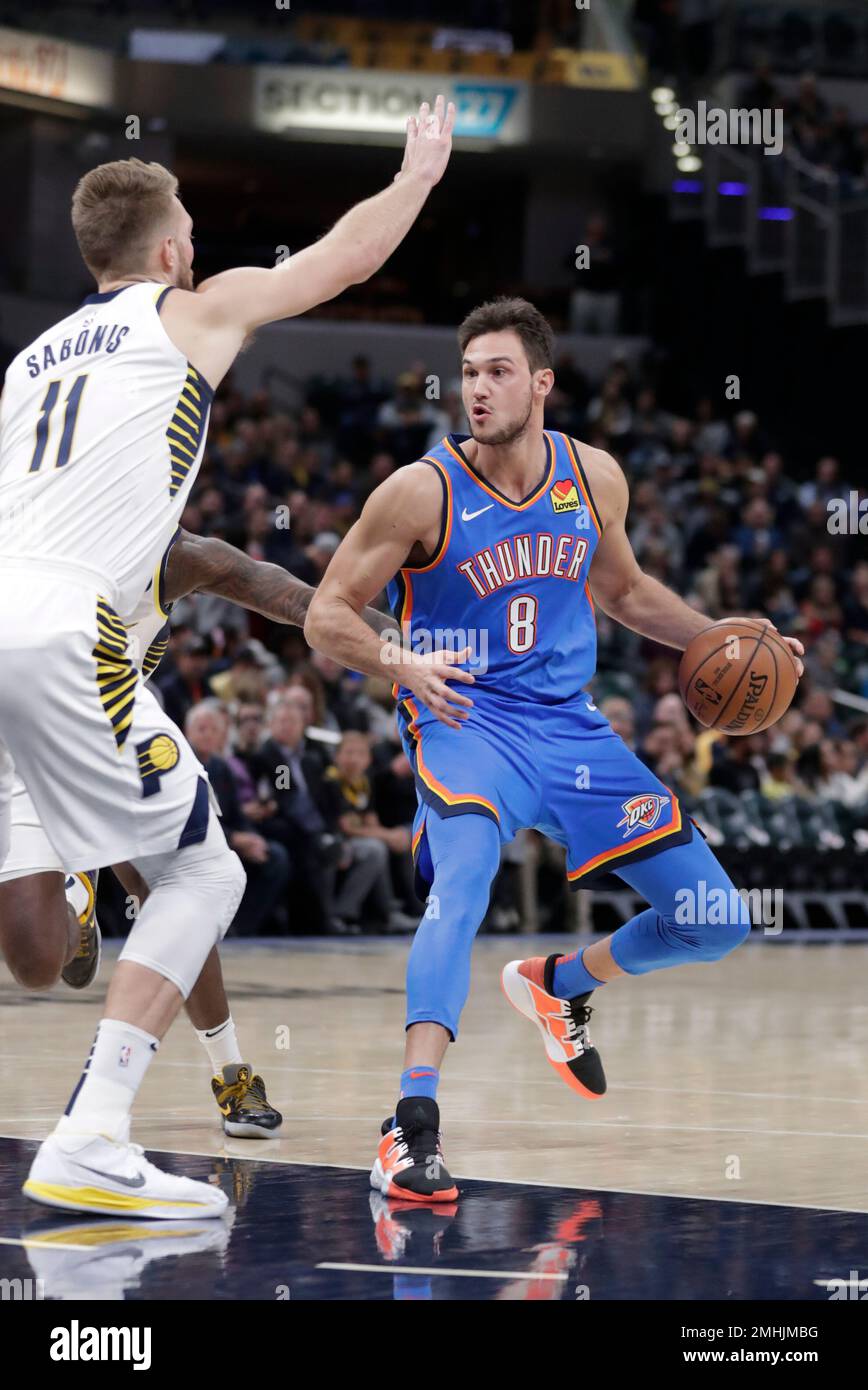 Oklahoma City Thunder forward Danilo Gallinari (8) drives on Indiana ...
