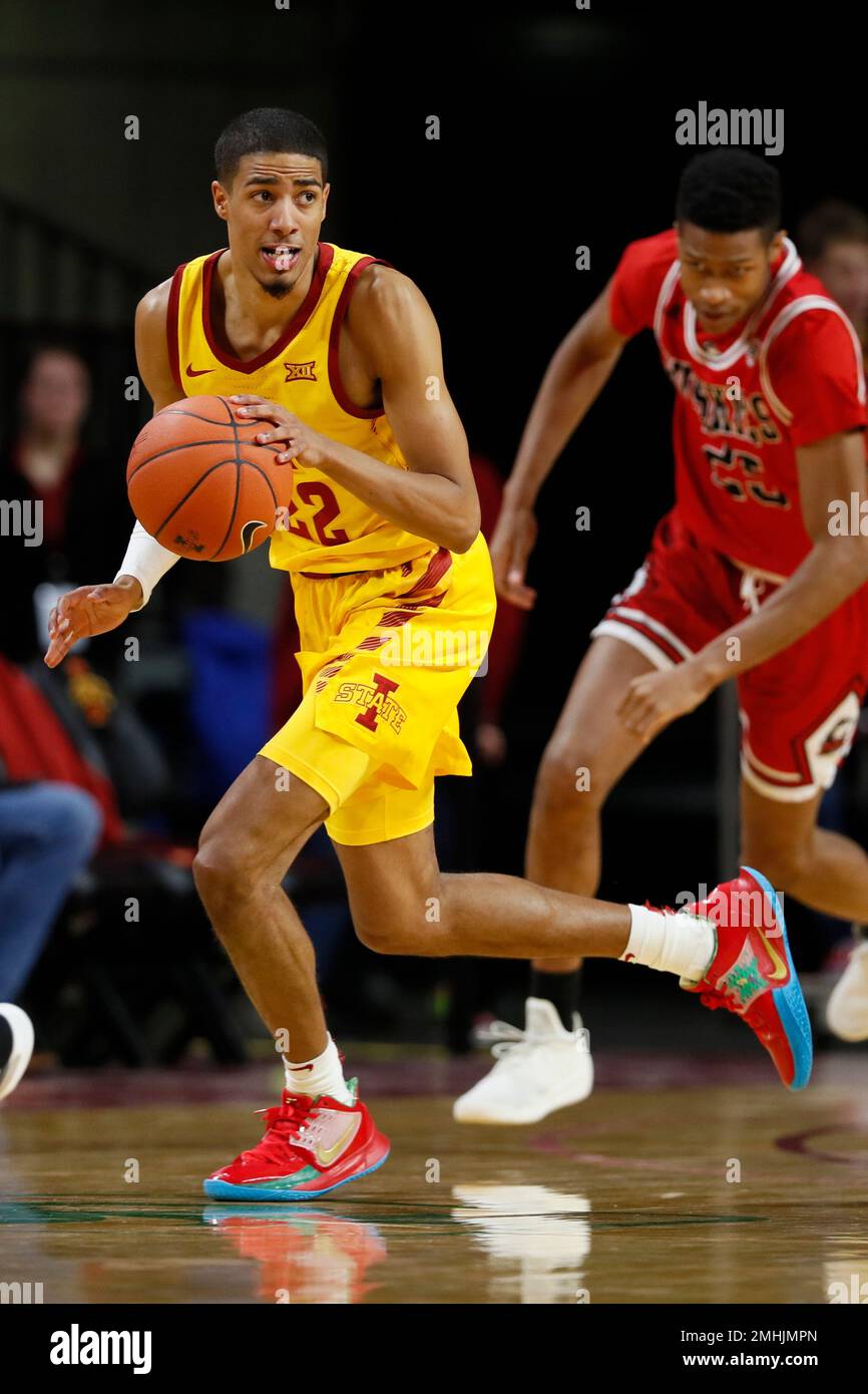 Iowa State guard Tyrese Haliburton (22) drives up court during the ...
