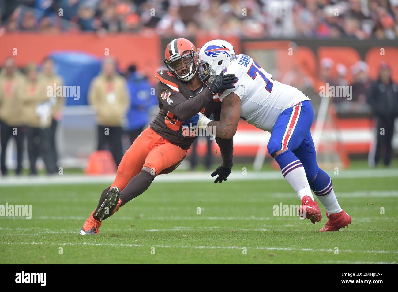 Cleveland Browns defensive end Myles Garrett (95) in action during an ...