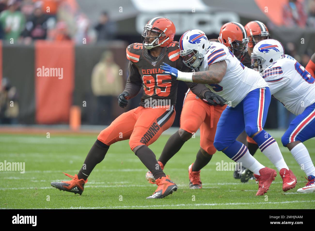 Cleveland Browns defensive end Myles Garrett (95) in action during an ...