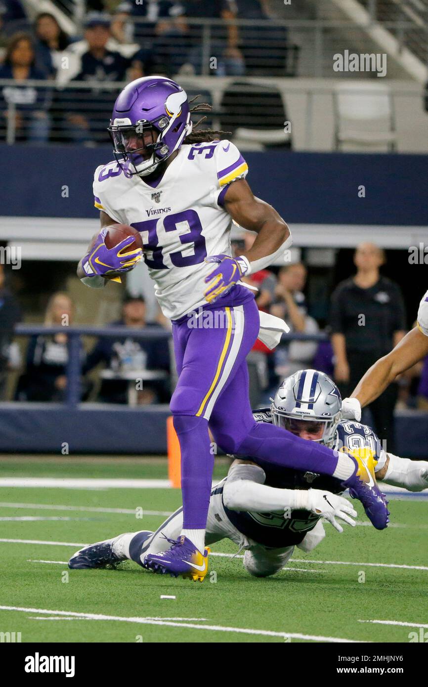 Minnesota Vikings running back Dalvin Cook (33) runs against the Dallas ...
