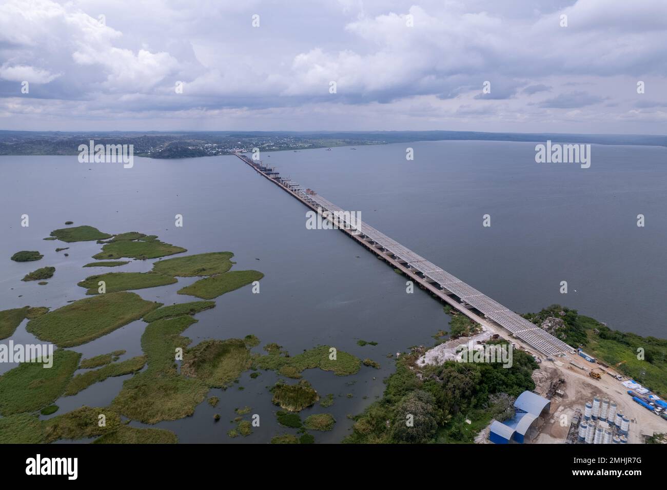 Magufuli bridge building progress. Kigongo–Busisi, Mwanza Gulf crossing ...