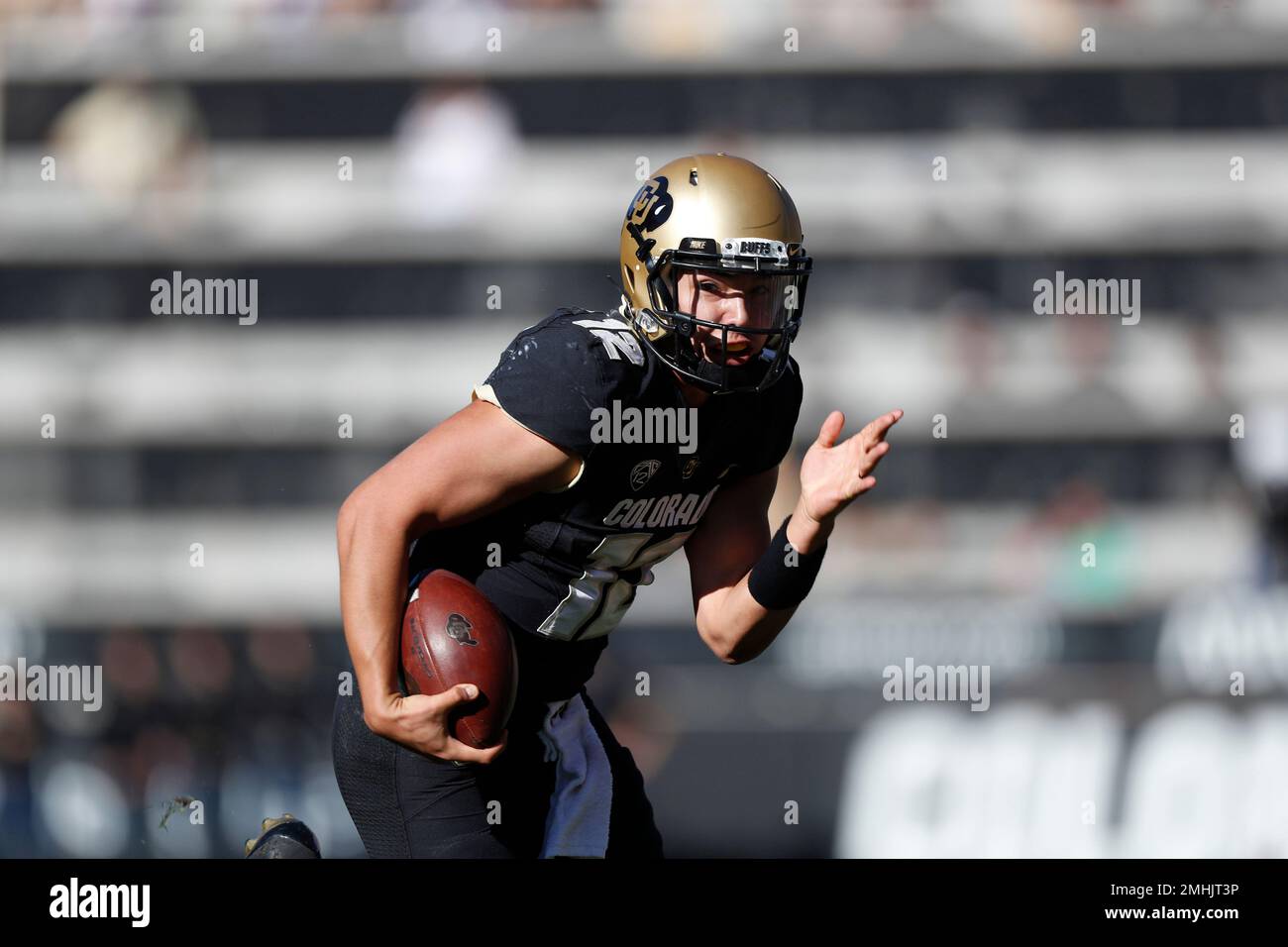 Colorado Buffaloes quarterback Steven Montez (12) in the first half of ...