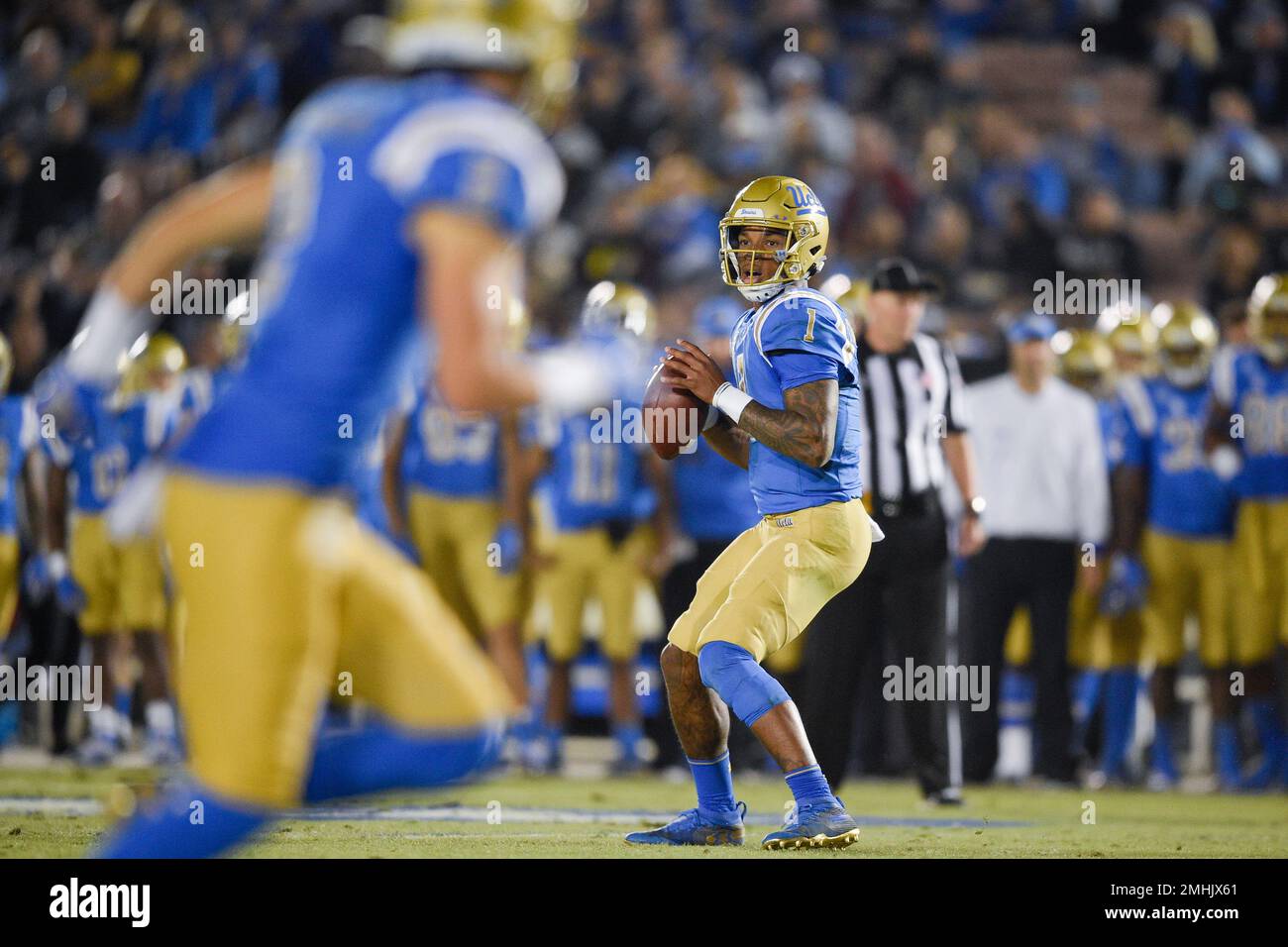UCLA quarterback Dorian Thompson-Robinson in action during the first ...