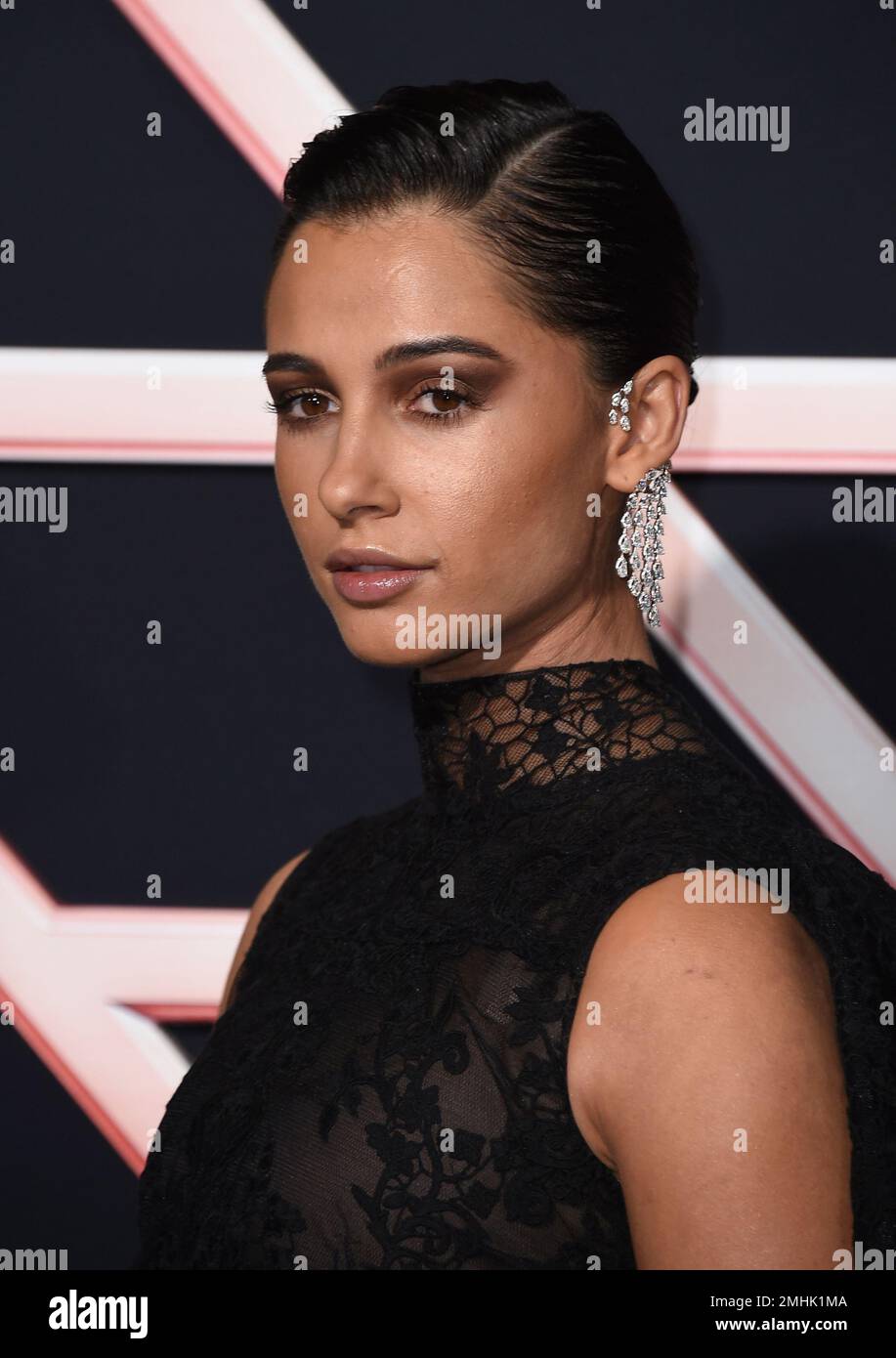 Naomi Scott arrives at the Los Angeles premiere of "Charlie's Angels ...