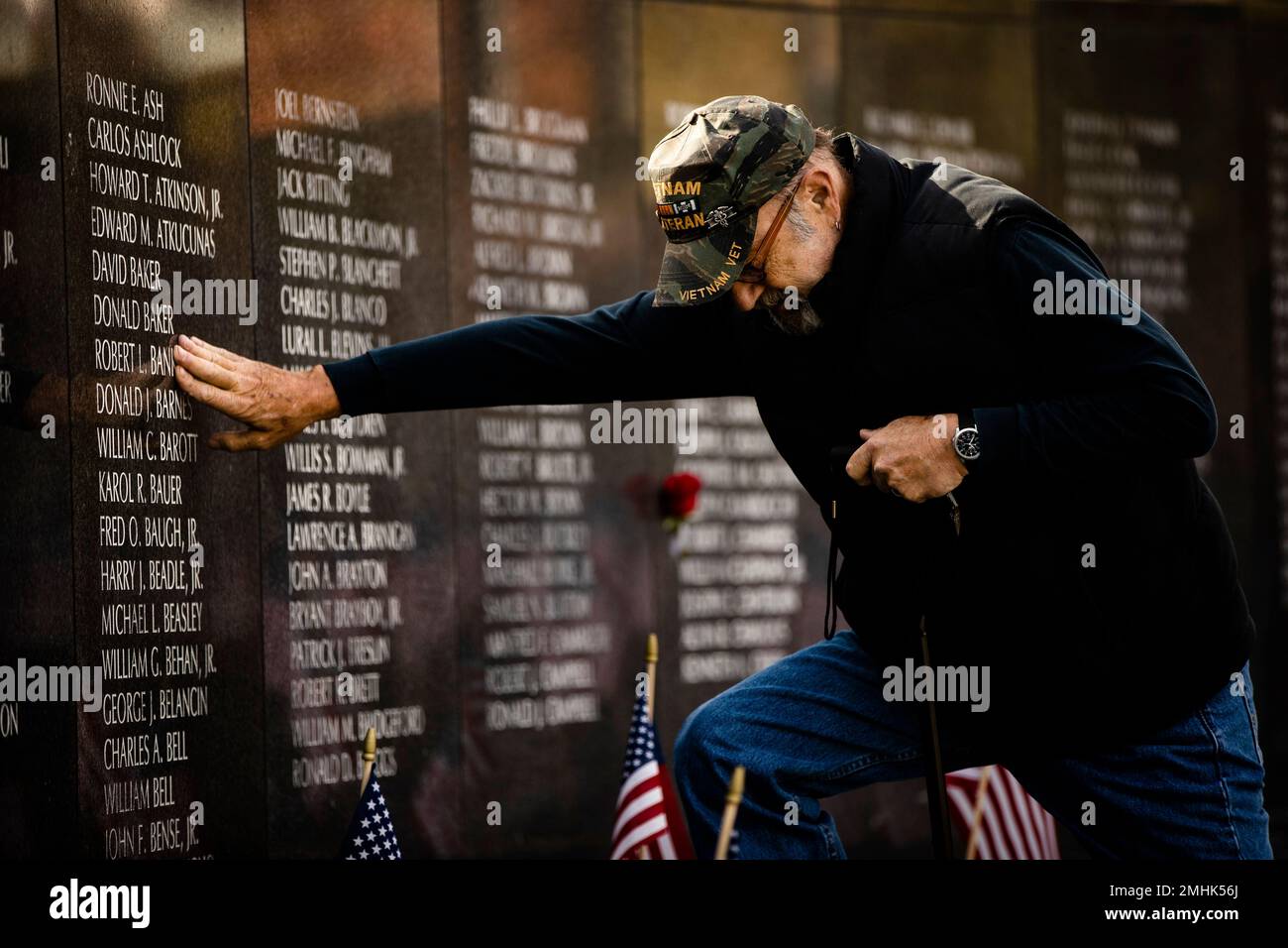 Veteran Michael Halper pays his respects to a friend killed in Vietnam ...