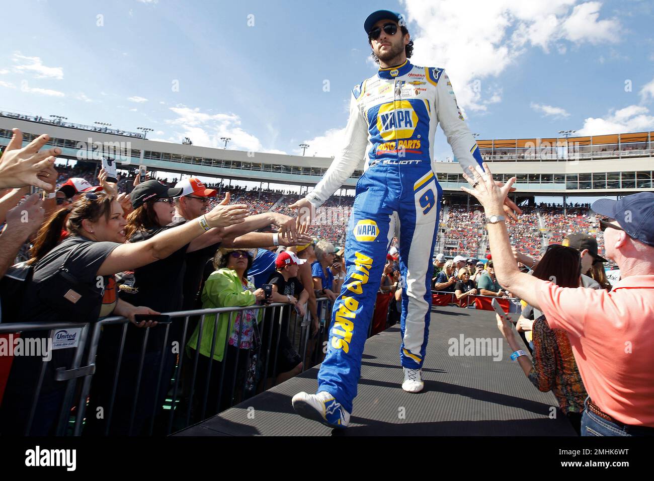 Chase Elliott greets fans during driver introductions prior to the ...