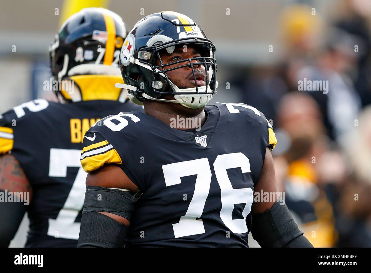 Pittsburgh Steelers offensive tackle Chukwuma Okorafor (76) warms up ...
