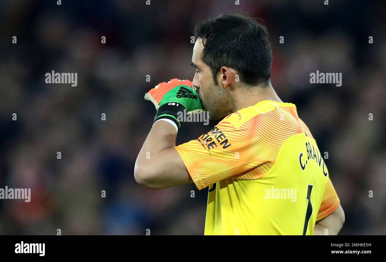 Manchester City's goalkeeper Claudio Bravo gestures during the English ...
