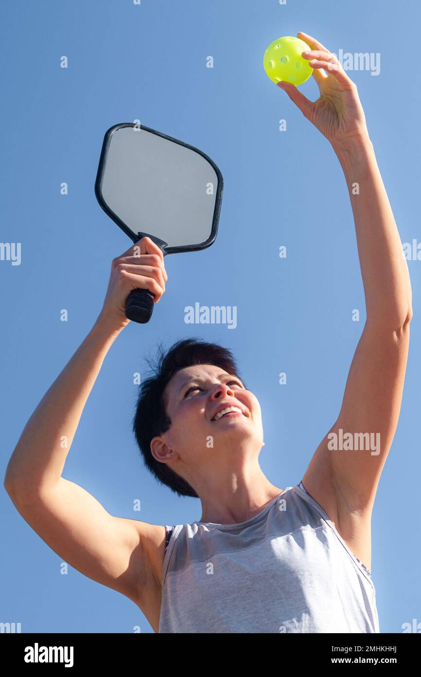Woman pickleball player hi-res stock photography and images - Alamy