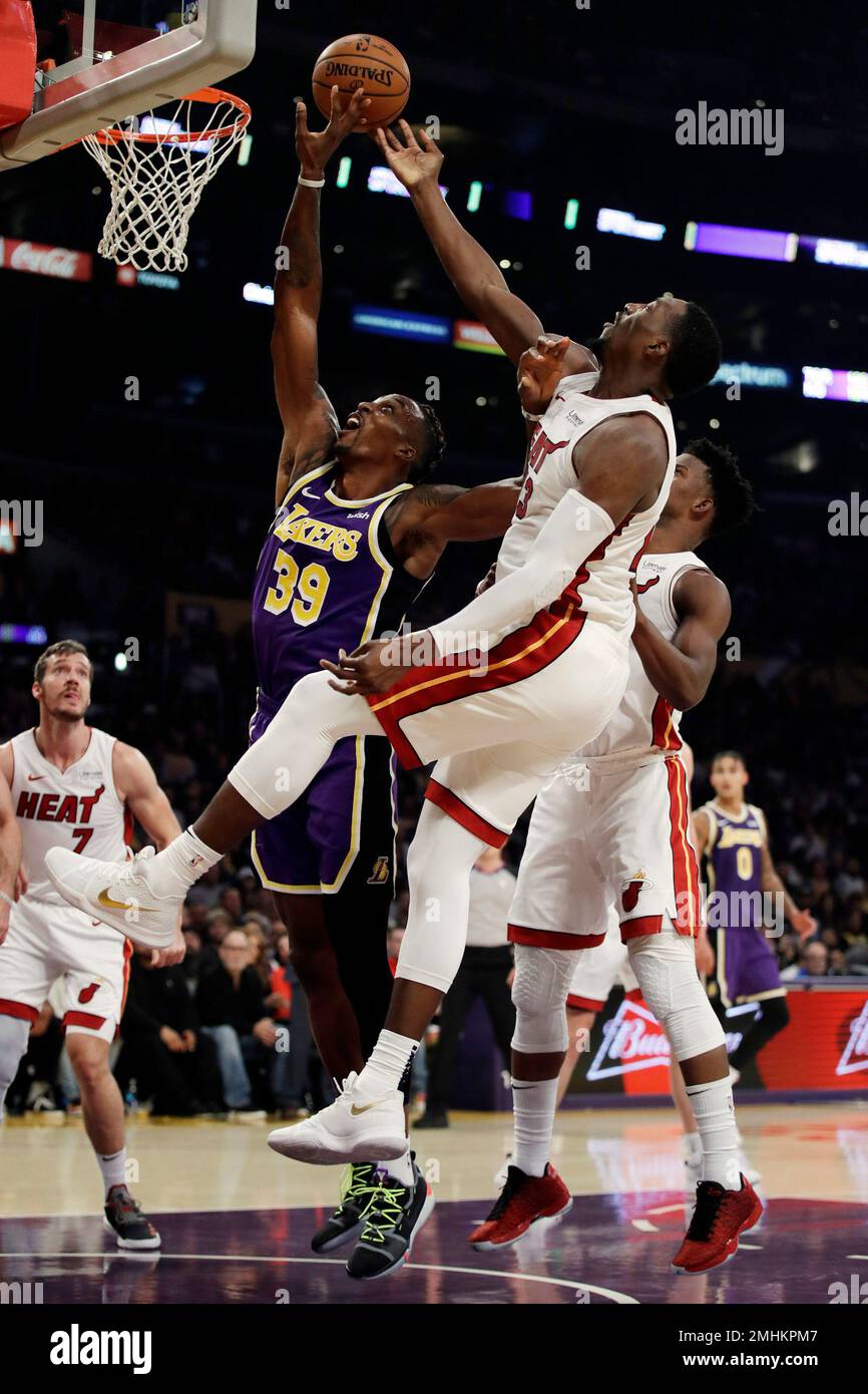 Los Angeles Lakers' Dwight Howard (39) works for a rebound against ...