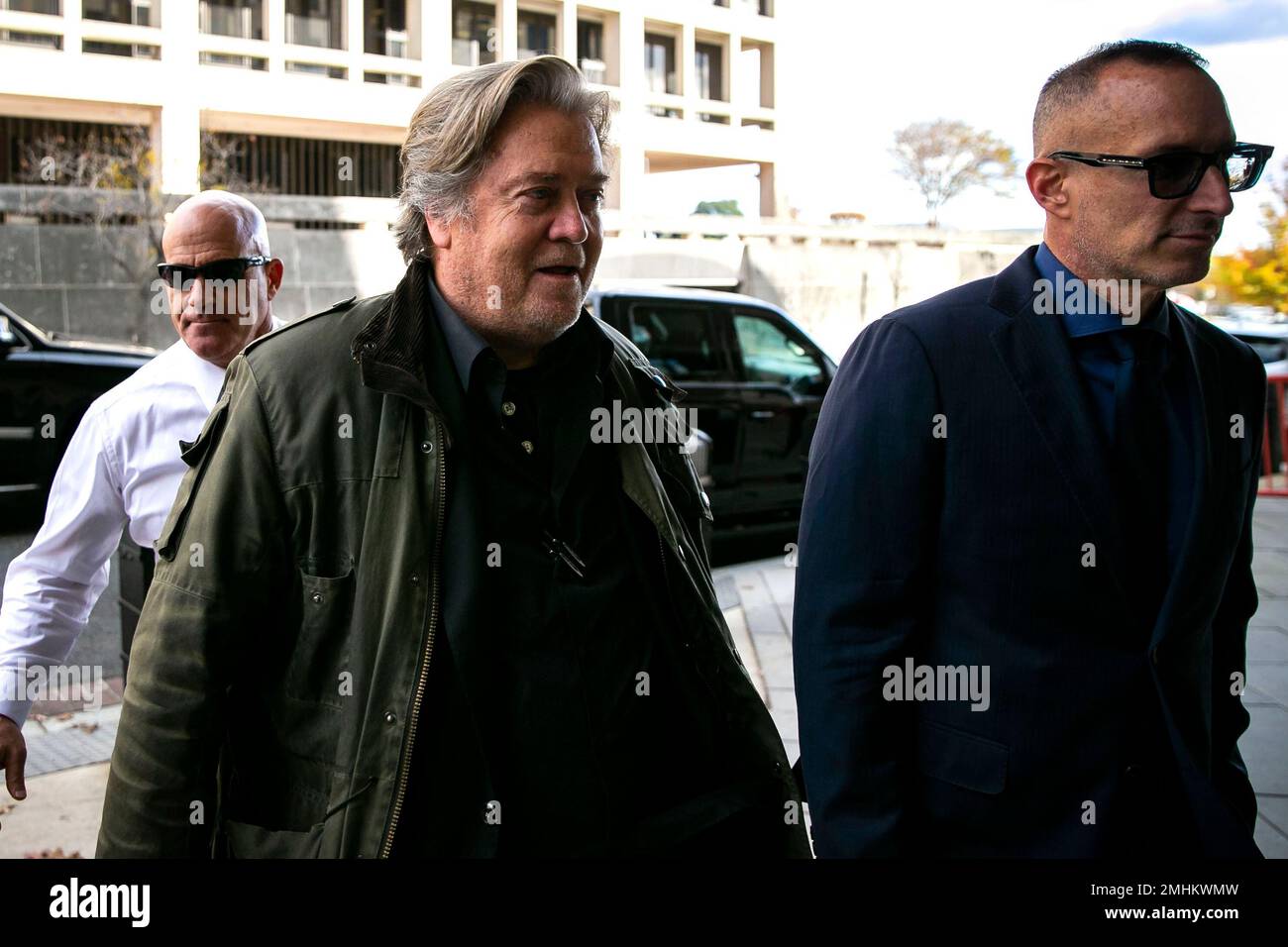 Former White House strategist Steve Bannon arrives to testify for the ...