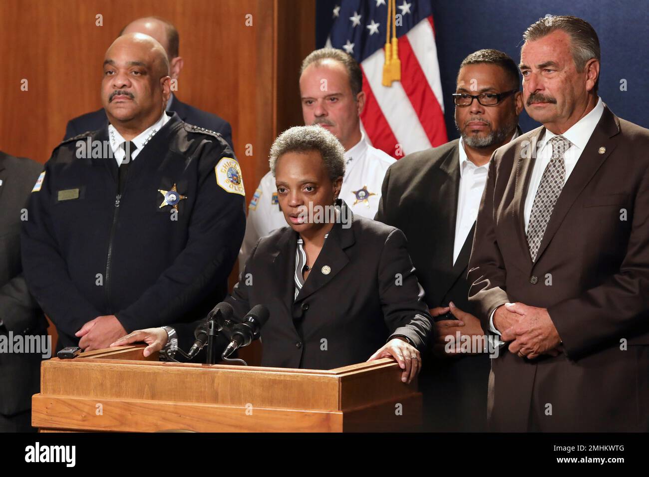 Chicago Mayor Lori Lightfoot, center, has named former Los Angeles ...