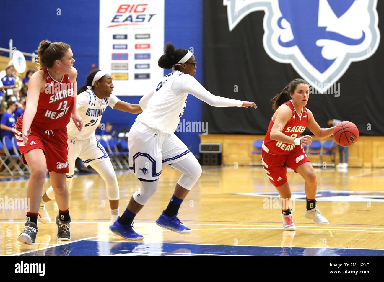 Sacred Heart's Allyson Murphy driving to the basket during an NCAA ...