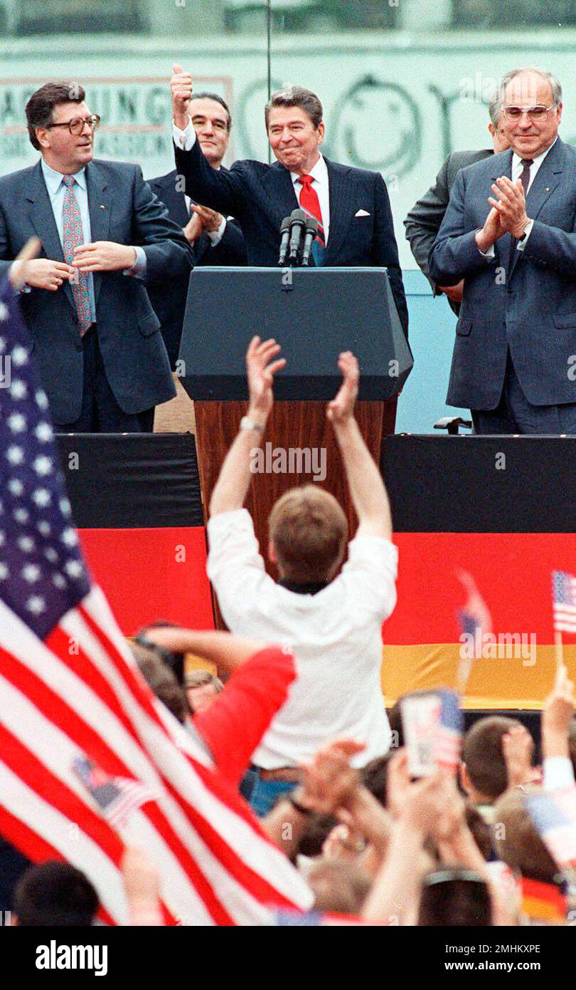 FILE - This Friday, June 12, 1987 file photo shows President Reagan ...