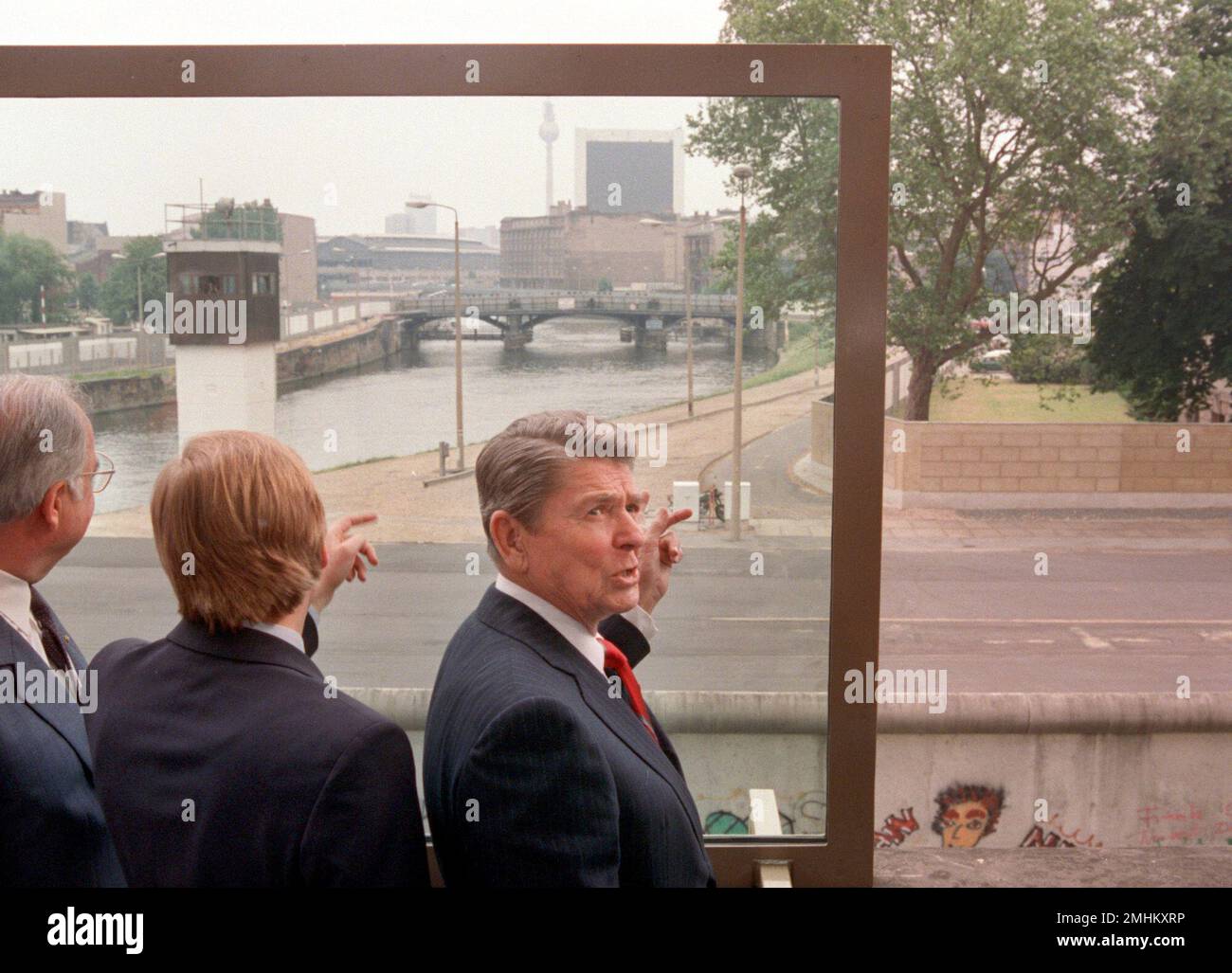 FILE - In this Friday, June 12, 1987 file photo, from right: U.S ...