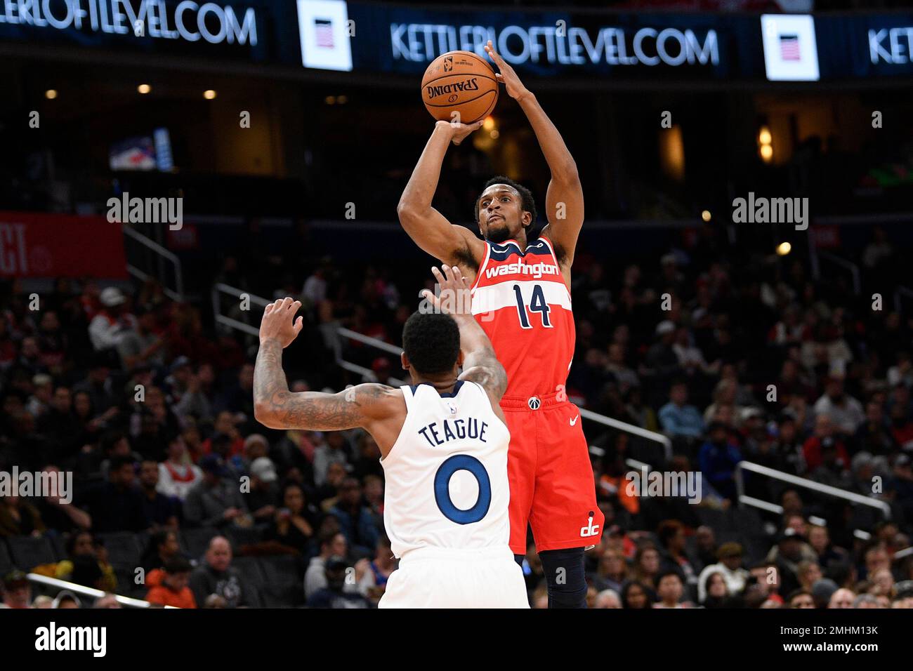 Washington Wizards guard Ish Smith (14) shoots against Minnesota ...