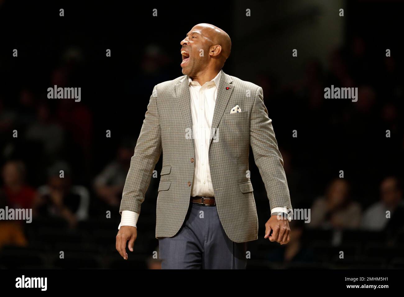 Southeast Missouri State head coach Rick Ray yells to his players in ...