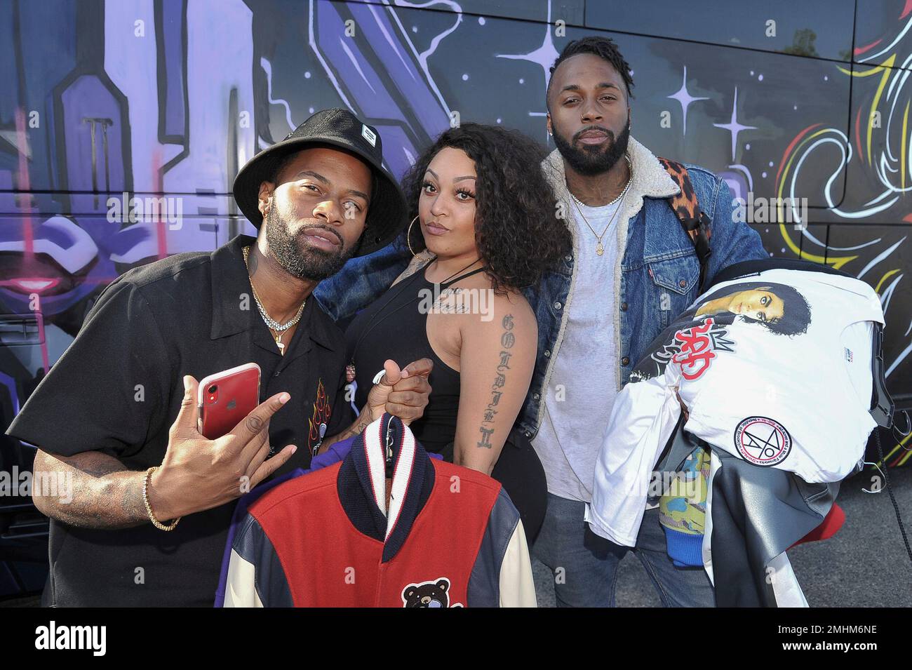 Darius Logan, from left, Gloriaand Dominique Logan of the musical duo ...