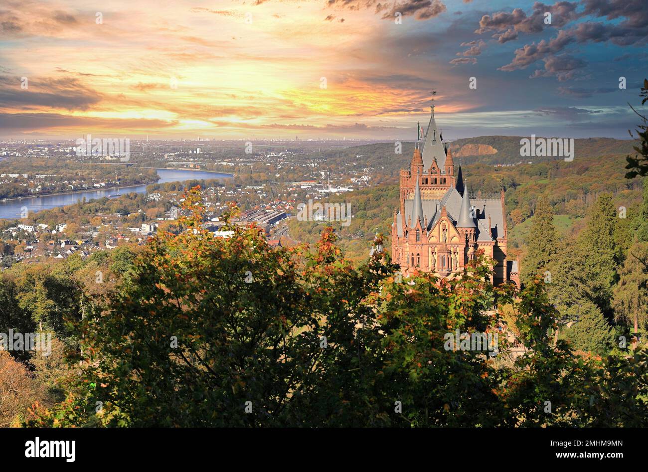 Drachenburg castle hi-res stock photography and images - Alamy