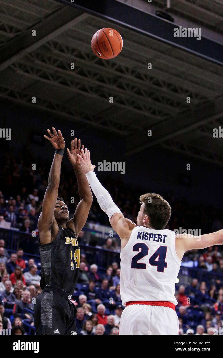 Alabama State forward Brandon Battle, left, shoots over Gonzaga forward ...